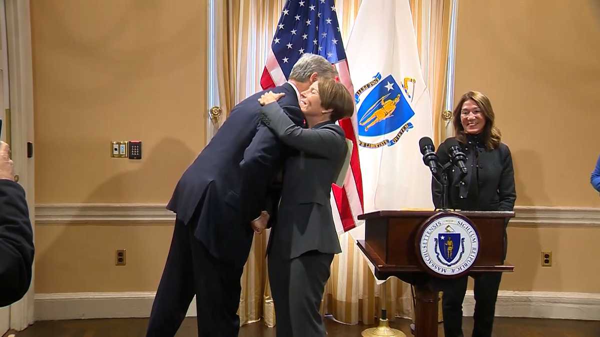 Governor-elect Healey meets with Baker after historic Mass. win