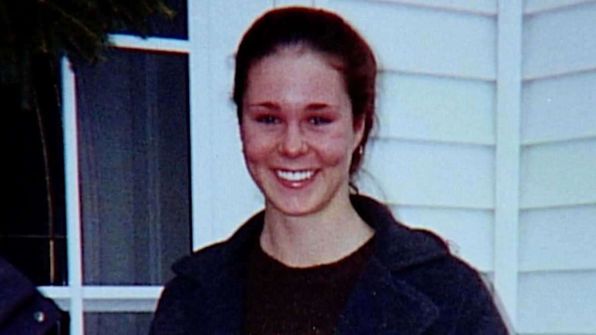 Fbi Issues National Alert In Maura Murrays 2004 Disappearance