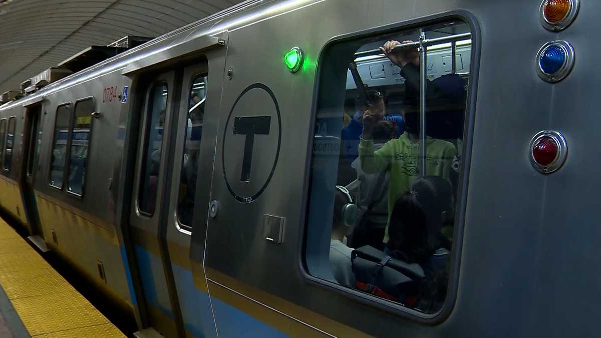 MBTA increases signing bonuses, jobs to address staffing shortage