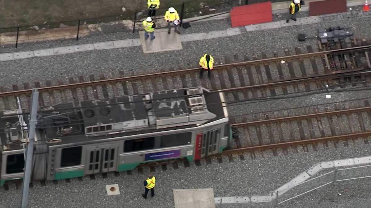 Signal issue disrupts Green Line service for 2nd time in 4 days