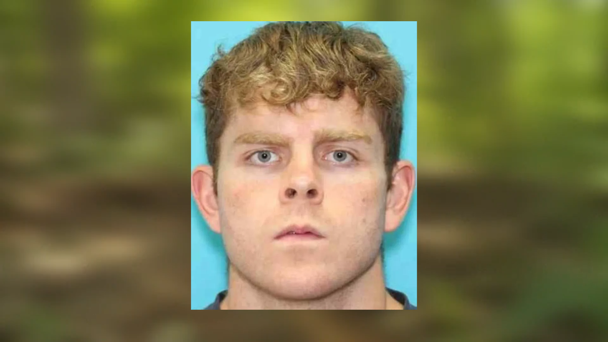 Law enforcement: Devil's Den suspect didn't know people he killed