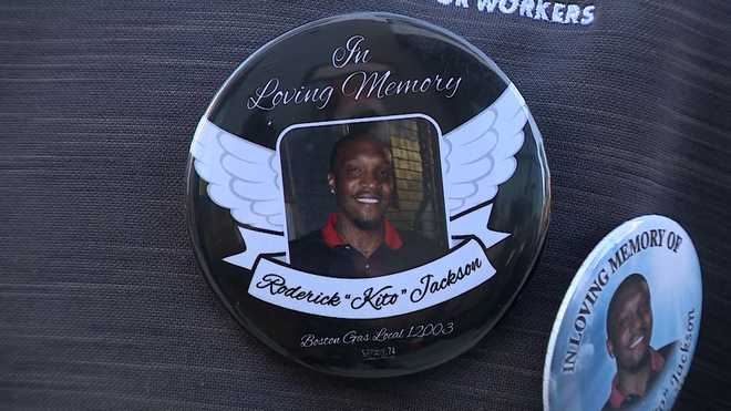 Family of Mass. man who was killed in Waltham crash gives back on ...