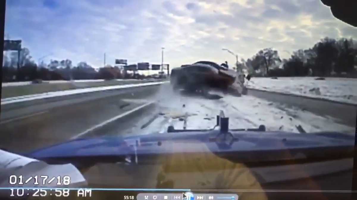 Watch: Terrifying video shows vehicle smashing into tow truck on Interstate Watch: Terrifying video shows vehicle smashing into tow truck on Interstate