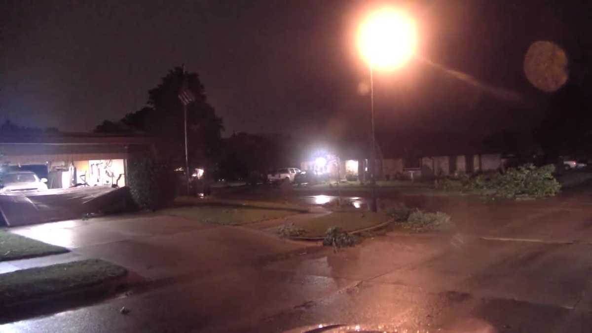 High winds, severe storms cause damage in Moore