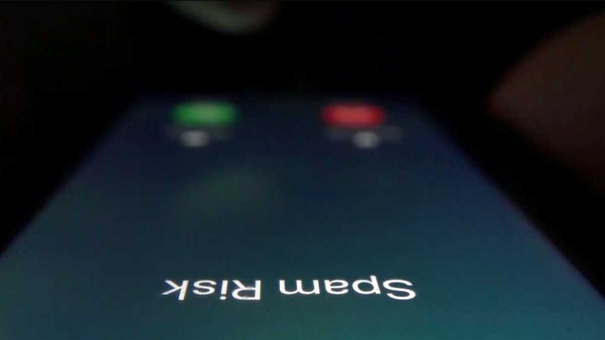 Naples police warn of scam phone calls impersonating law enforcement