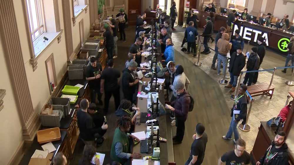 First pot shop opens in Greater Boston area