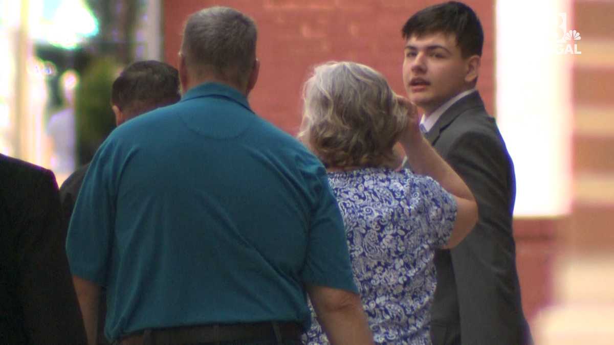 York County jurors decide fate of 15-year-old accused of killing 12 ...