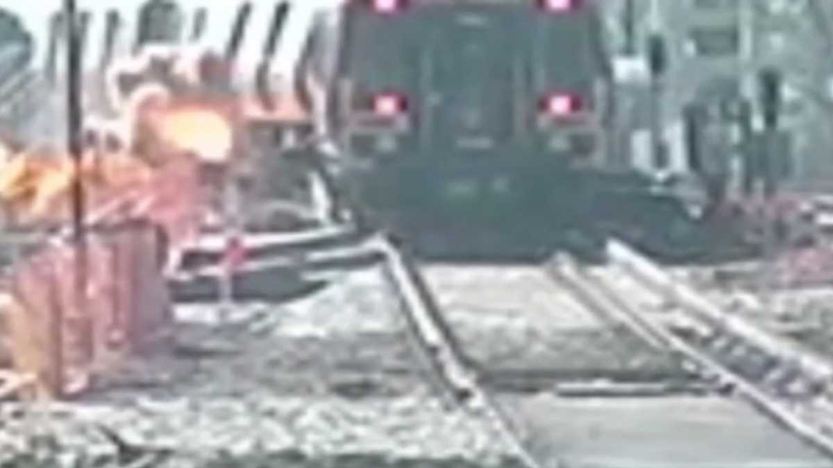 New video: Sparks fly during MBTA Orange Line derailment in March
