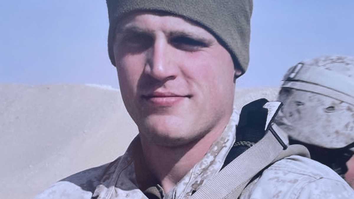 Marine killed while helping wounded Ukrainians honored in Mass.