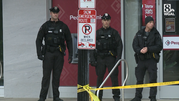 Lancaster police look for bomb threat email sender