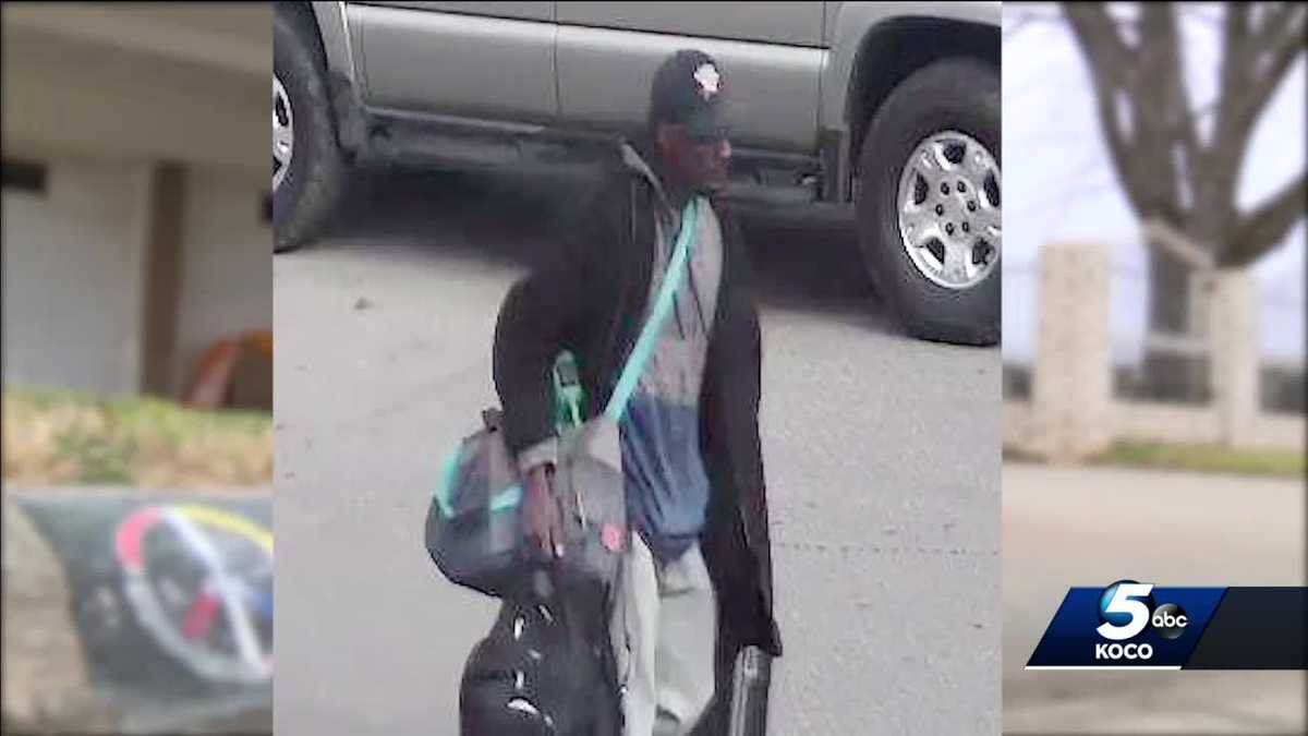 Man breaks into woman’s house in broad daylight, steals her knives, guns