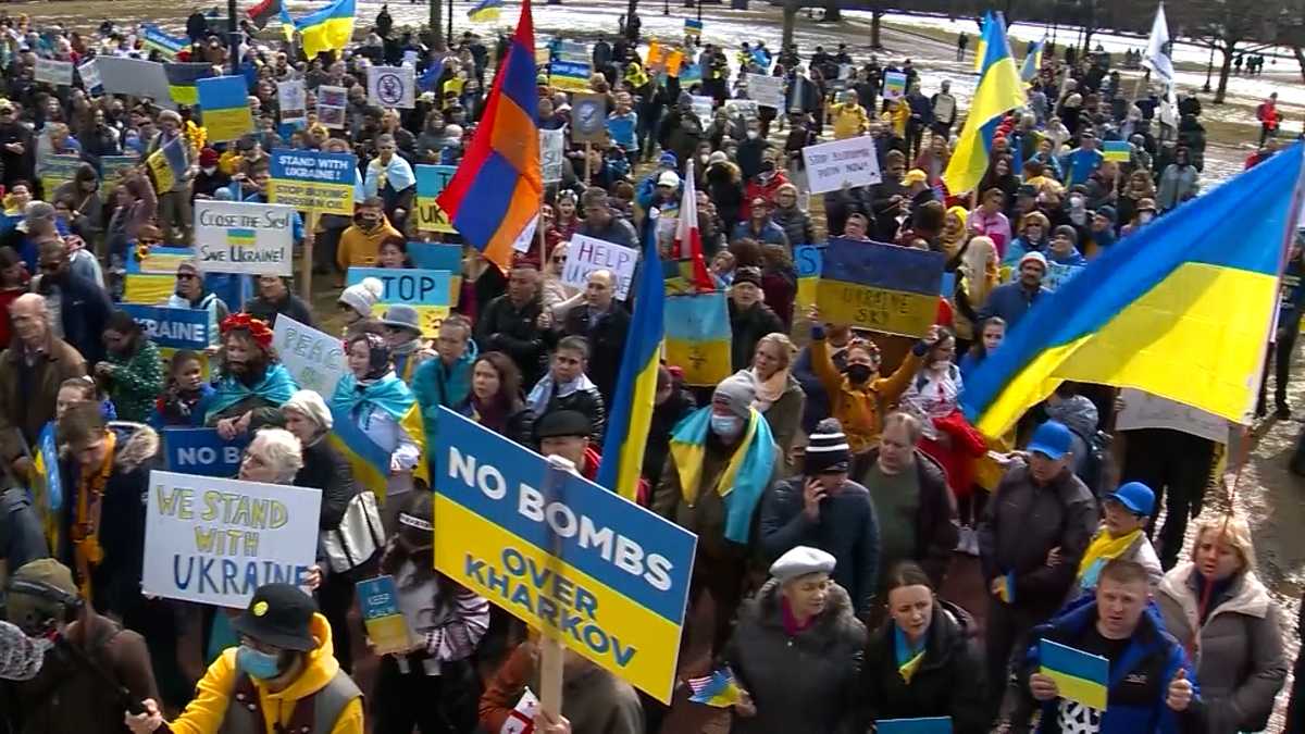 Thousands march, rally in Boston again to protest war in Ukraine