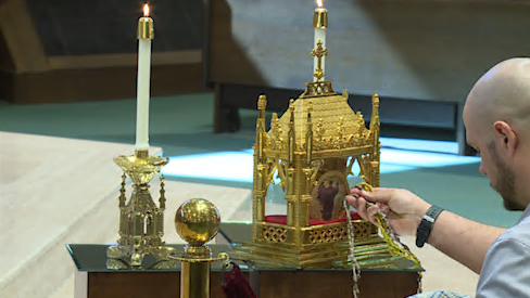 St. John Vianney's Incorruptible Heart relic on display at Yukon church