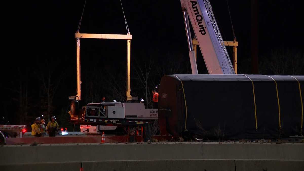 MBTA train removed from Interstate 495 after daylong debacle