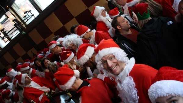 Thousands of Santa's to take over downtown Cincinnati for Santacon