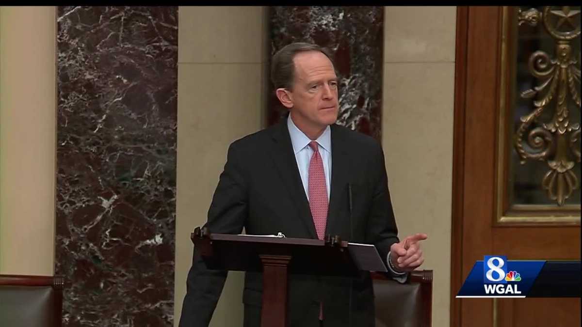 Sen. Pat Toomey delivers farewell speech