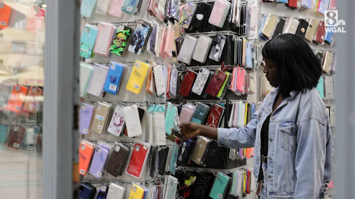 Here's what features to look for when choosing a phone case