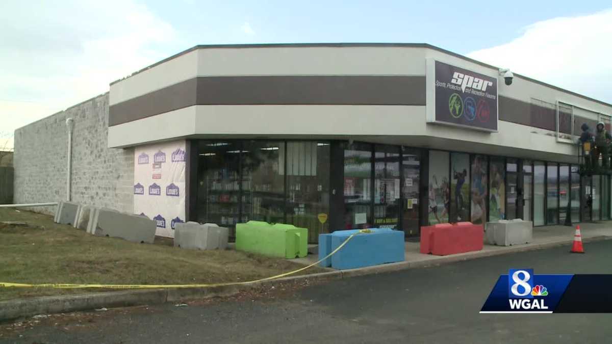 Police: 2 burglars stole guns from firearms store in Cumberland County