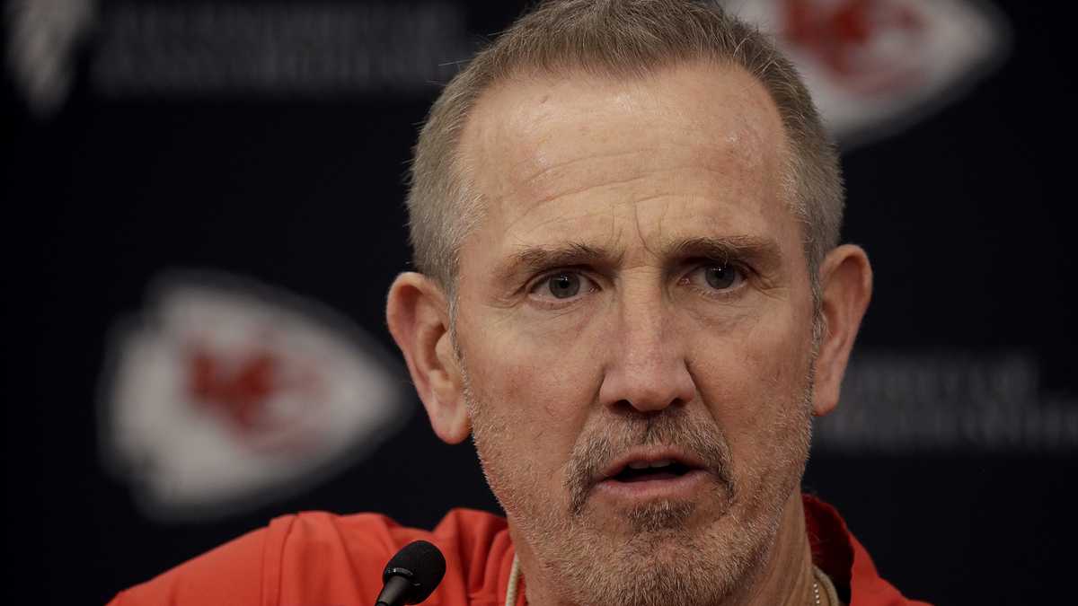 Chiefs defensive coordinator Steve Spagnuolo makes history