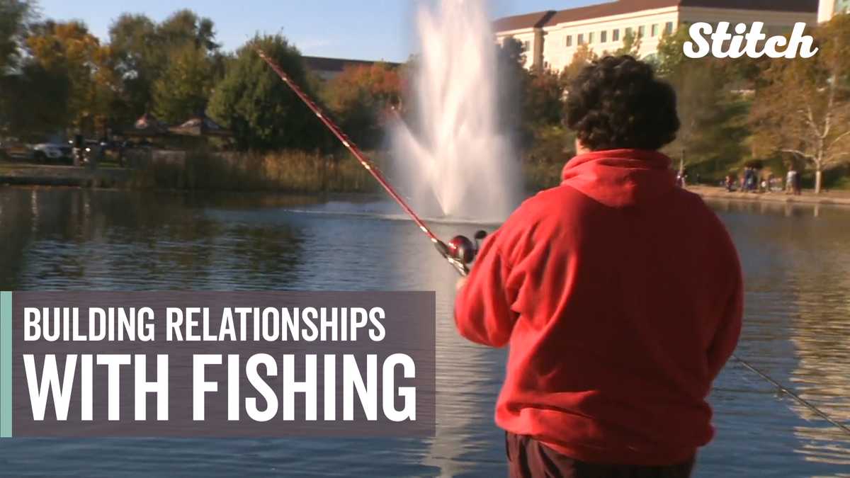 Kids, police officers build relationships through fishing