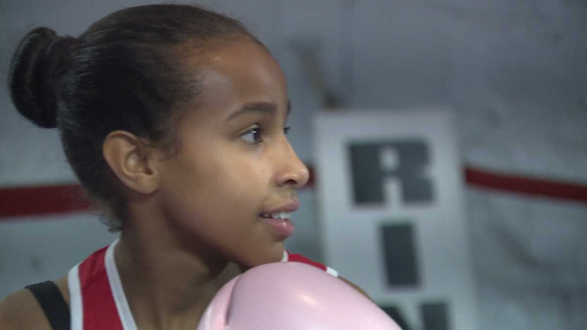 10-year-old excels as both a boxer and ballerina