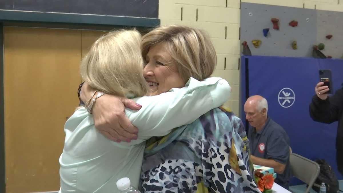 School hosts blood drive to honor teacher with pancreatic cancer