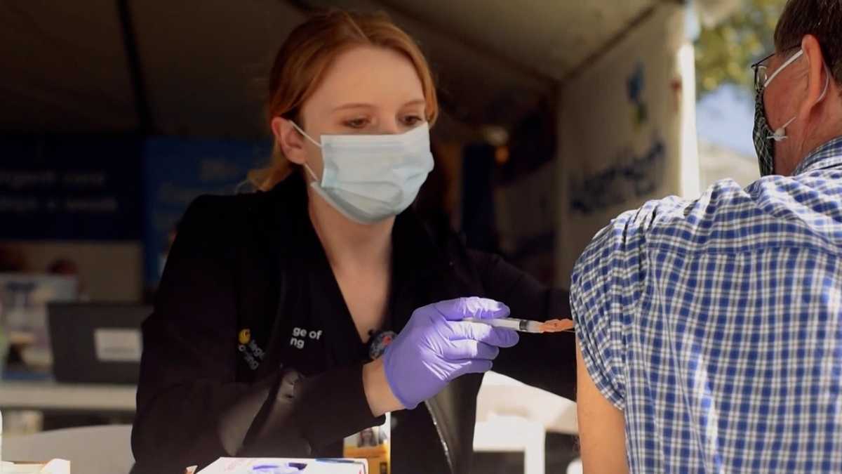 Volunteers find new ways to help during COVID-19