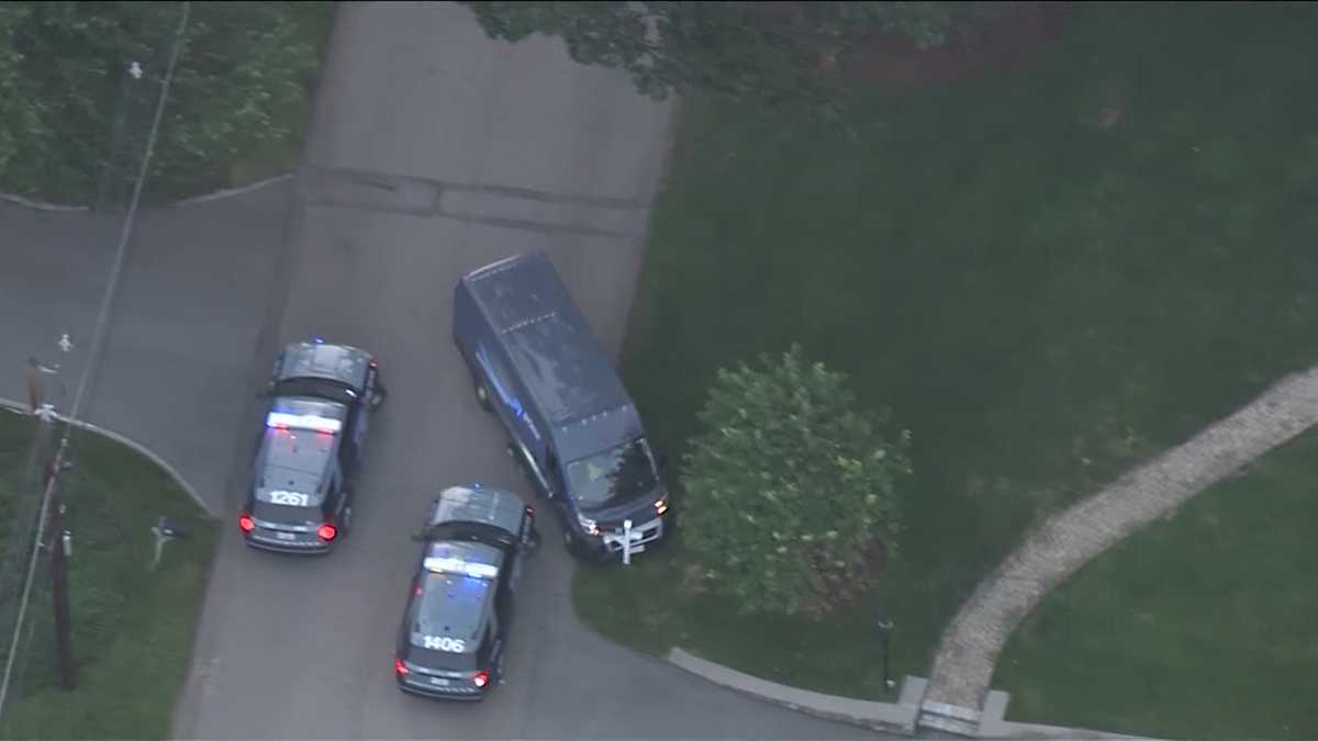 Stolen Amazon van involved in Massachusetts police chase