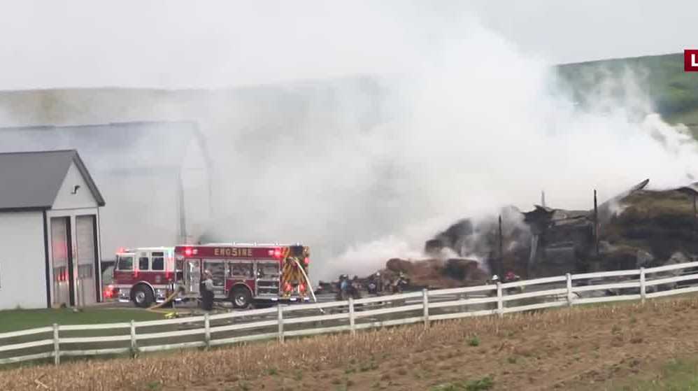 Fire crews battle 2-alarm barn fire in Lancaster County, Pa.