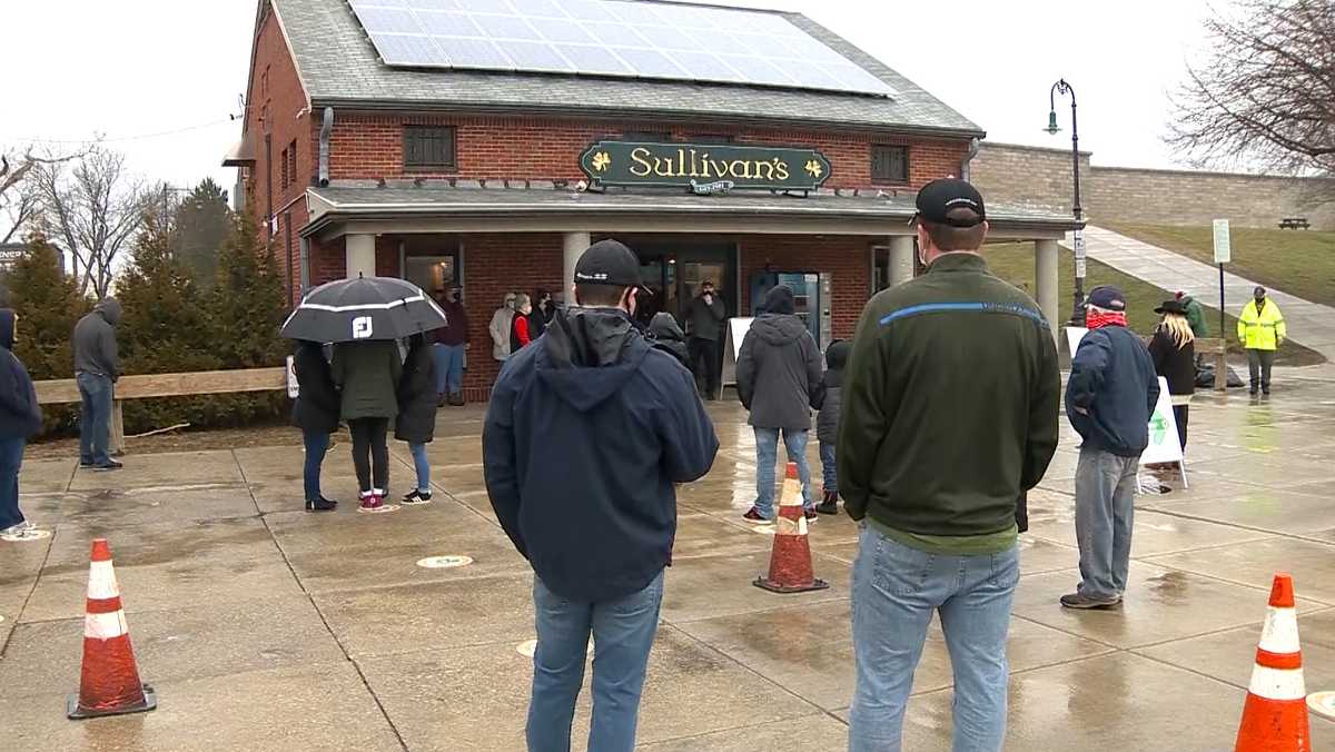 Sign of spring: Sullivan's Castle Island opens for season
