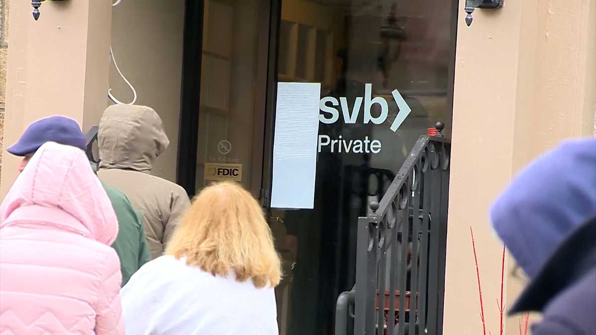 Mass. college's finance professor answers questions about SVB collapse