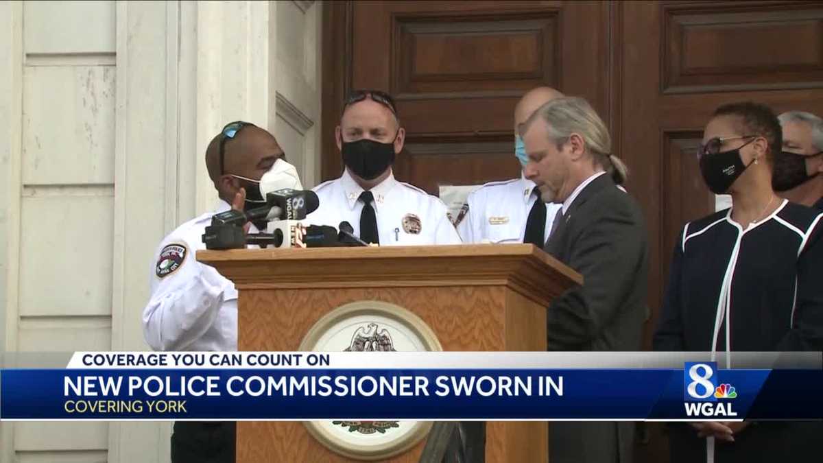 Swearing-in ceremony held for York's new police commissioner