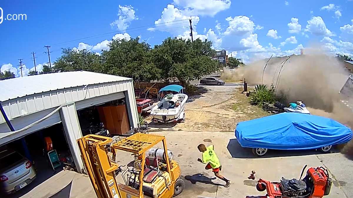 WATCH: Video shows wild crash as driver careens off road, plows into ...