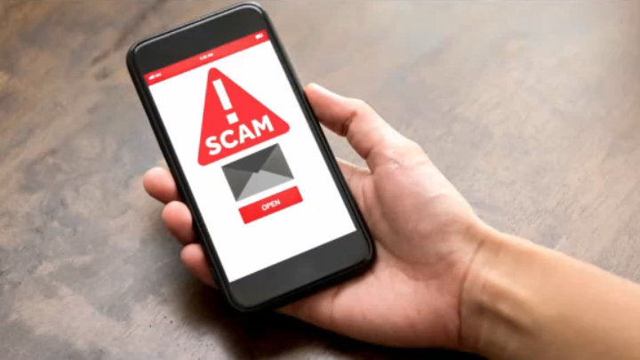 How to deal with scam text messages