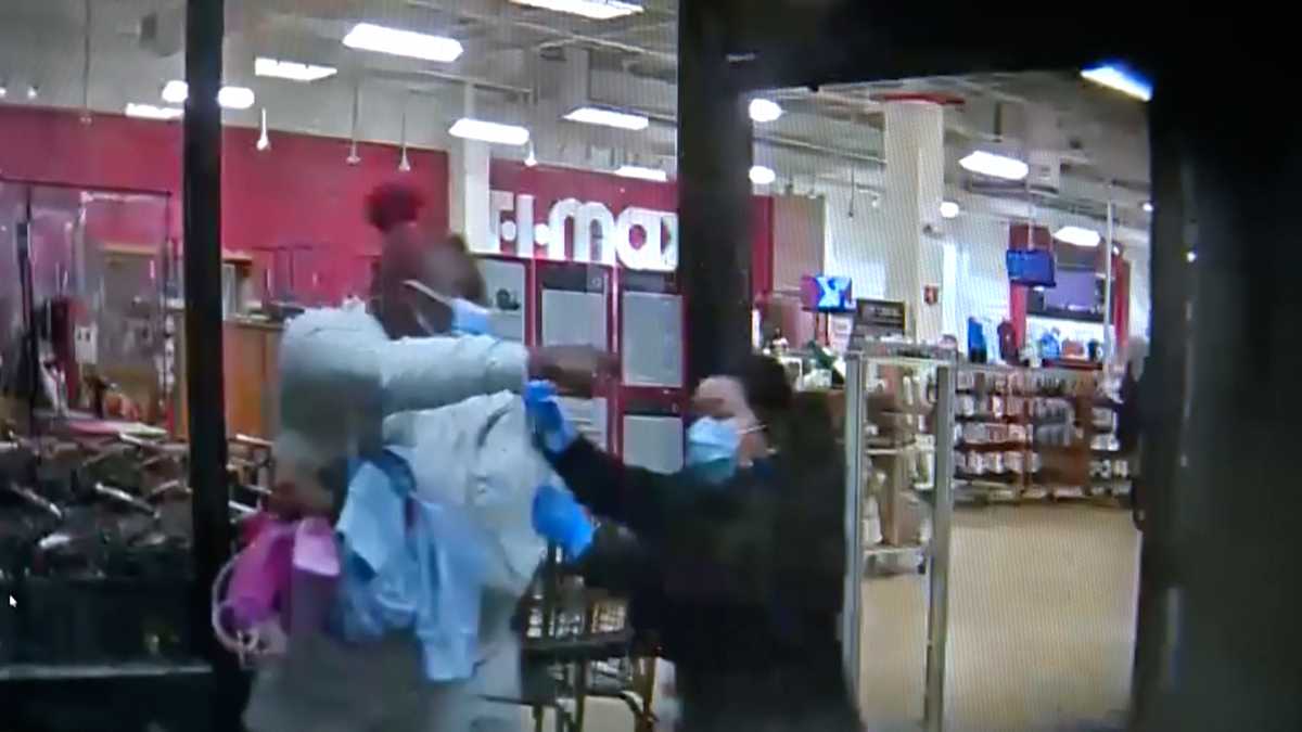 Shoplifter Pepper Sprays Tj Maxx Employee During Newton Robbery