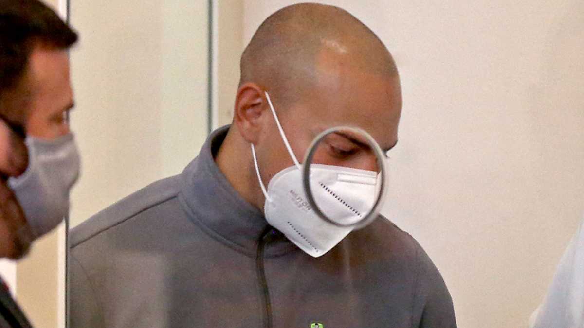 Massachusetts trooper charged with domestic assault, kidnapping