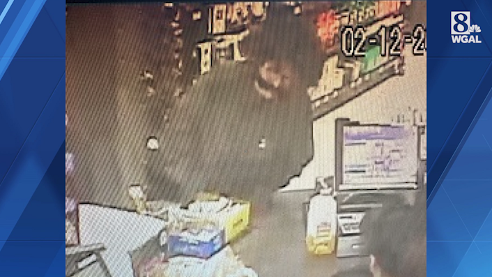 Woman robs Turkey Hill in Dauphin County