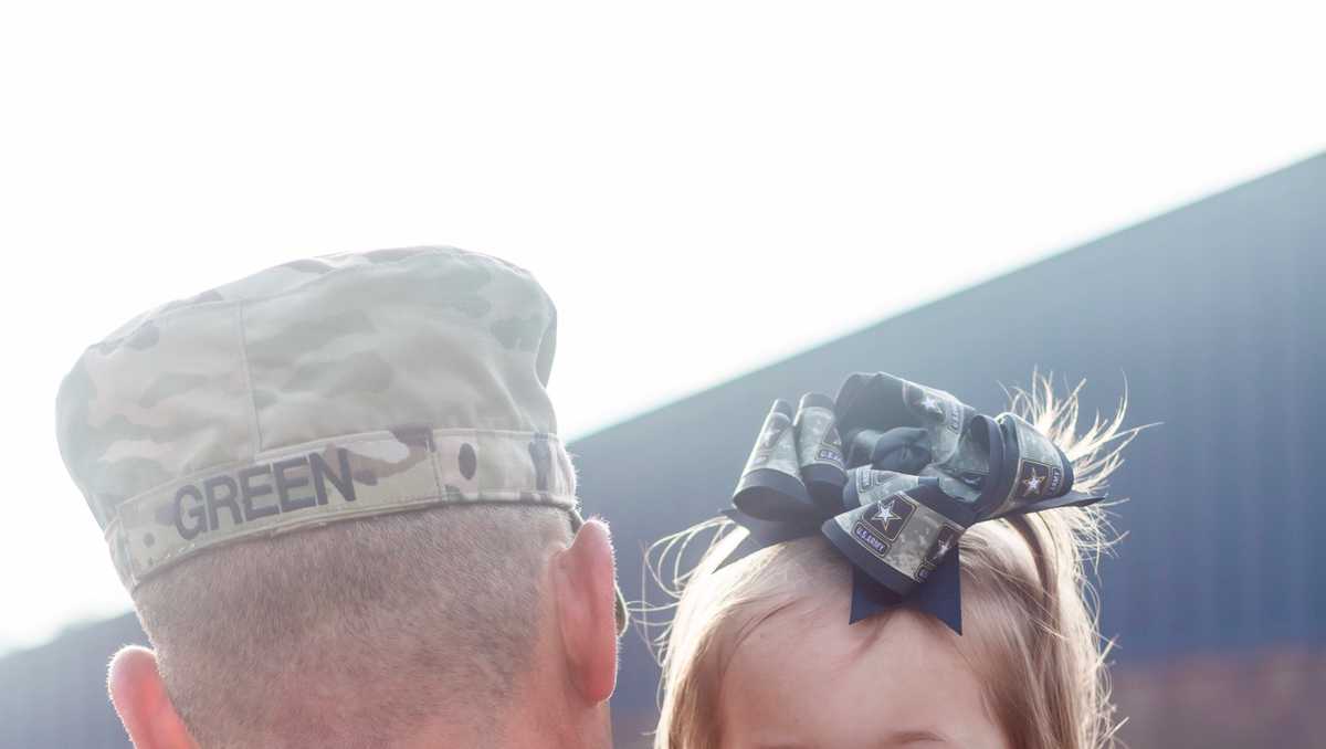 Young Girl Sends Videos To Army Dad Deployed In Middle East