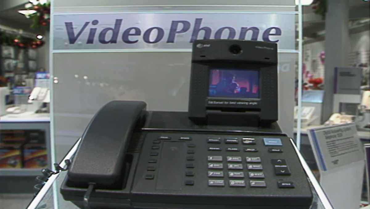 Before FaceTime, this ‘90s phone made video calls a reality