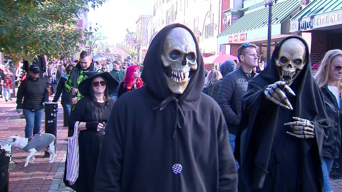 Heres What Salem Massachusetts Looked Like On Halloween