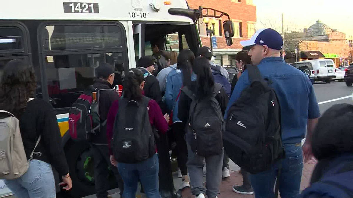 Long wait for riders using Blue Line shuttle buses