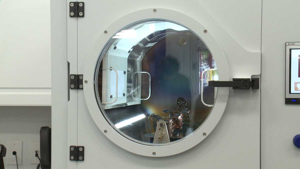 Forensic lab's new high-tech device a game changer in fight against crime