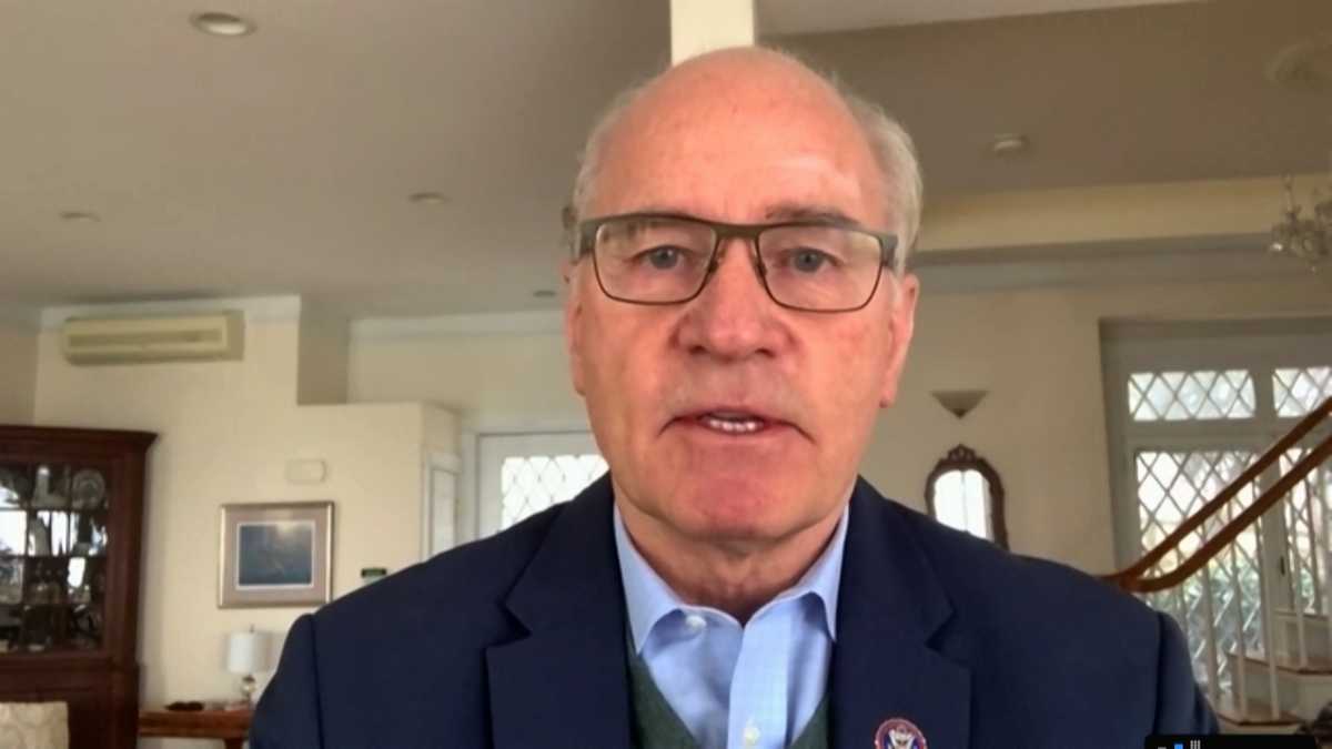 Mass. congressman speaks about Zoom call with Ukrainian president