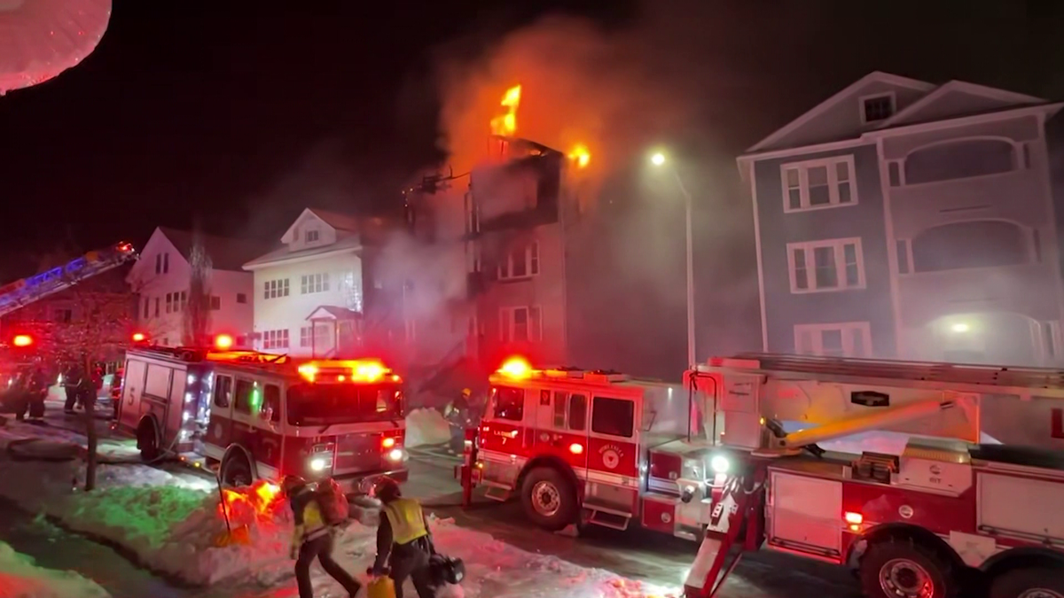 High winds, ice challenge Worcester crews at 3-alarm fire