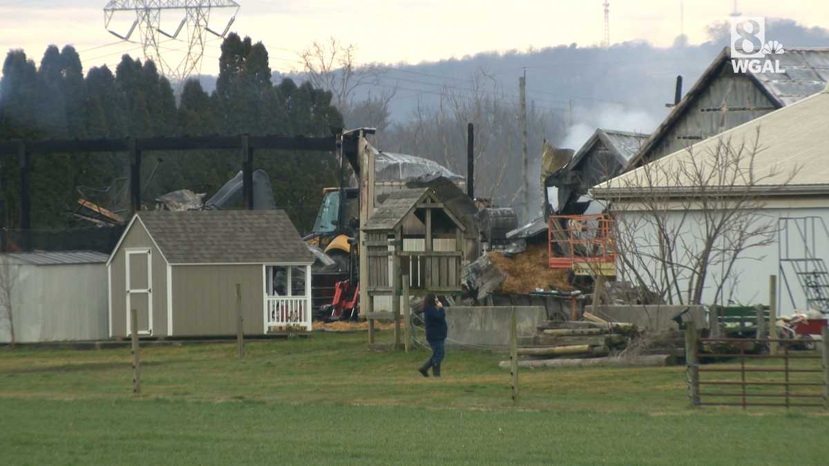 Firefighters battle barn fire in York County, Pa.